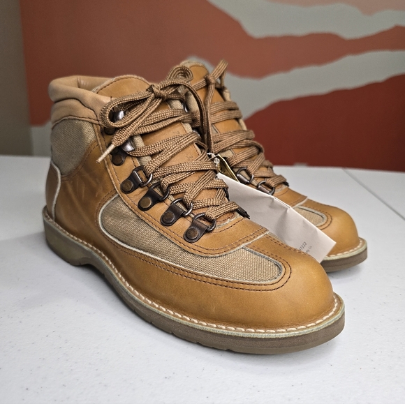 Danner | Shoes | Danner Model 39 23 1e882 Boots Tan Leather Canvas ...